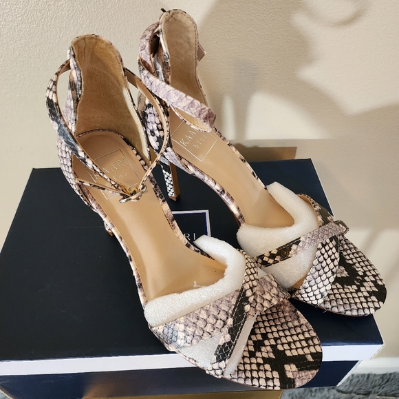 Kaari Blue | Shoes | Katrina Blue Heel Size 8 Lavender Snake Marina ...